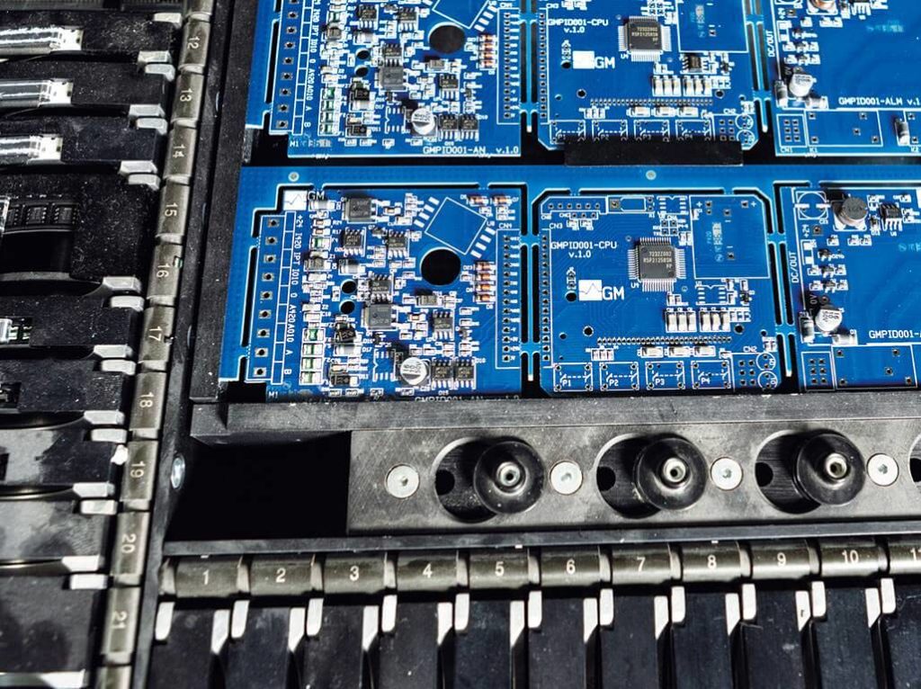 COMPANY - GM Sistemi - Apparecchiature elettroniche GM Electronics